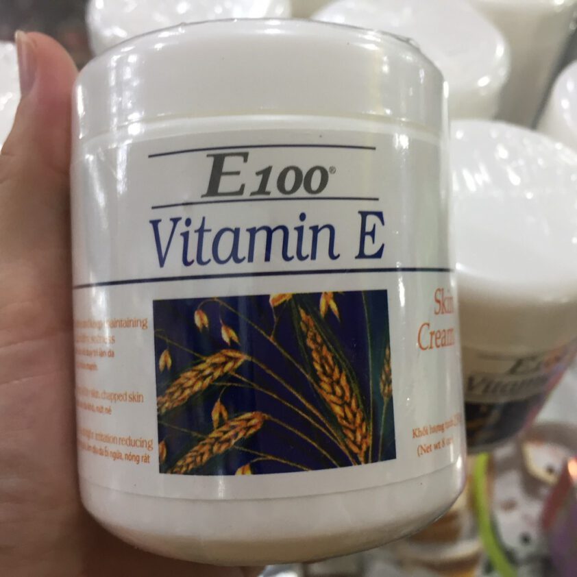 Giải đáp: Kem dưỡng da E100 vitamin E có tốt không?