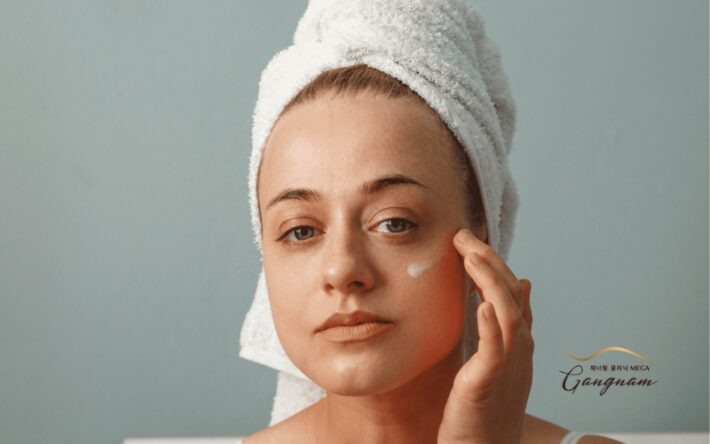 Da bị break out: Dấu hiệu nhận biết, nguyên nhân và cách phục hồi